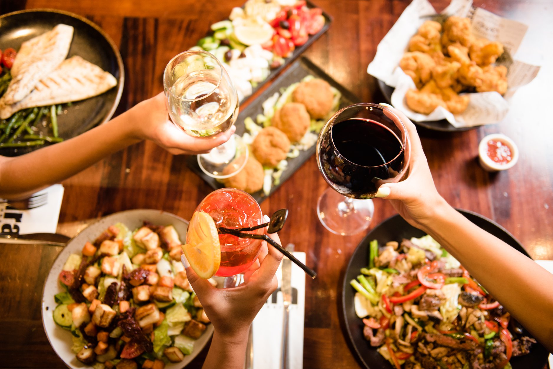 Kira | Bar & Restaurant